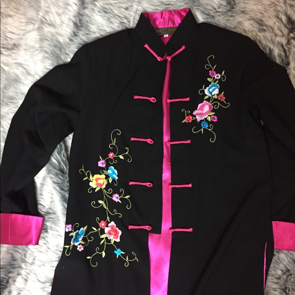 Traditional Chinese Jacket. Embroidery. - Gem